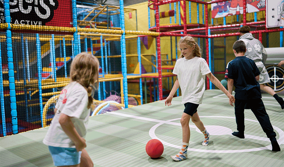 Play World | Burton Premier Soft Play | Meadowside Leisure Centre