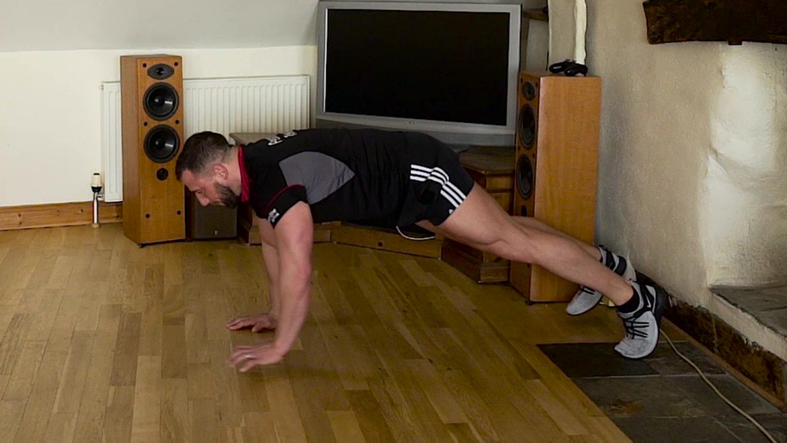 6 Home Exercises you can do in Your Living Room - Everyone Active