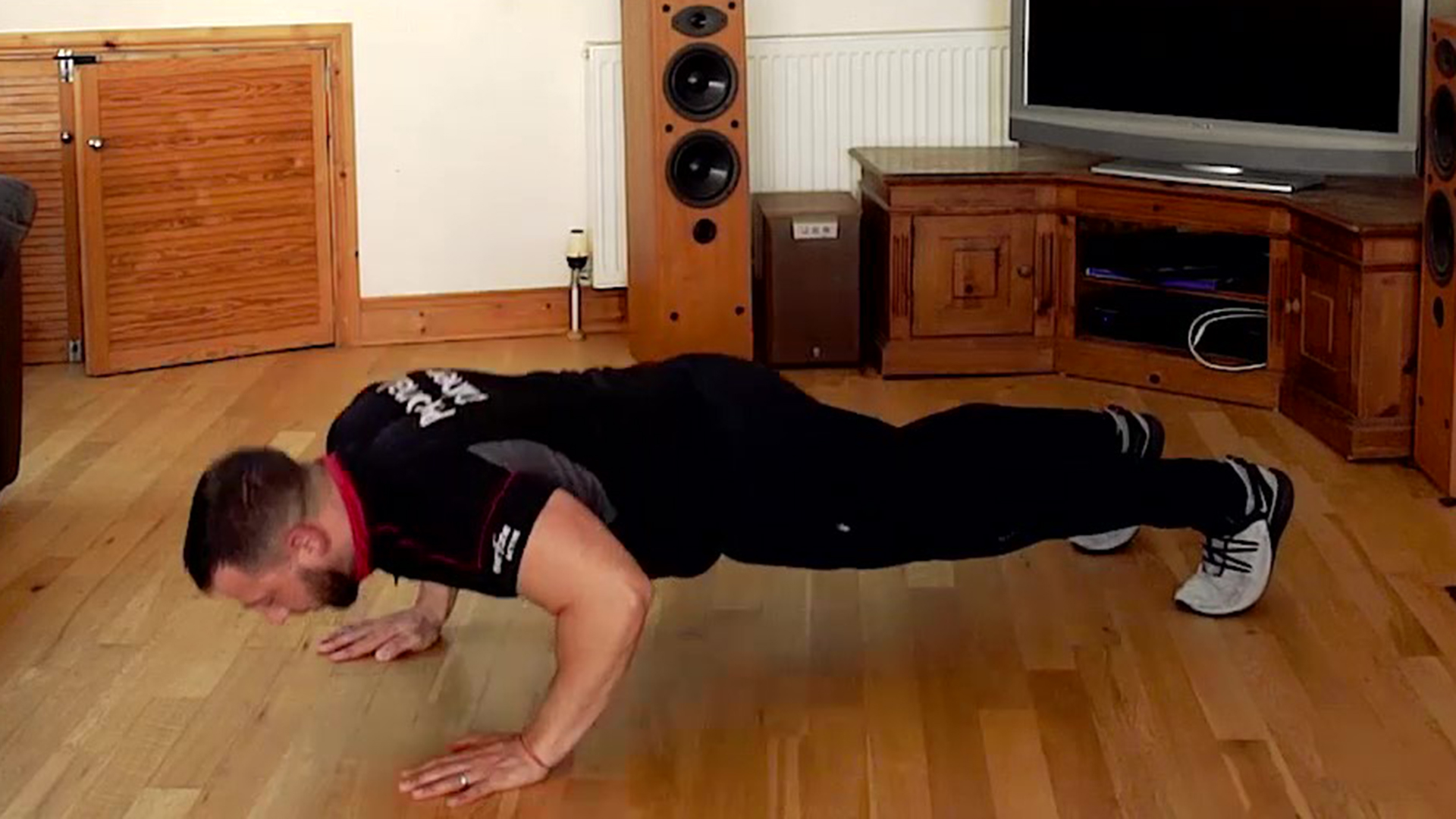 20 Minute Workout to help you Stay Active at Home - Everyone Active