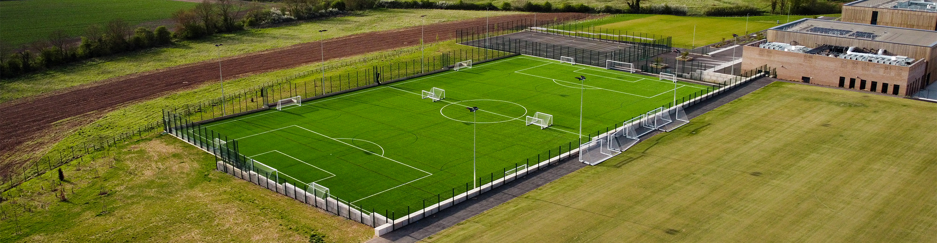 Oakley School Sports Centre - Everyone Active